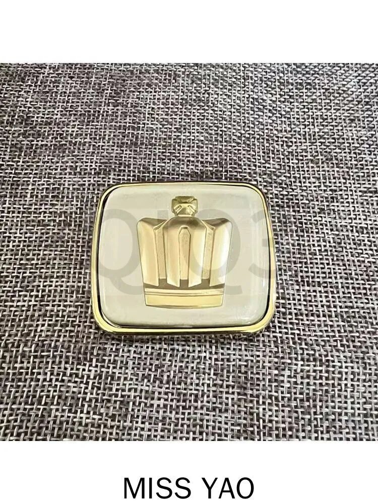 Подходит для Toyota Crown(TOYOTA CROWN) - наклейки на стойку C для 12-го/14-го поколения, эмблема на багажнике.