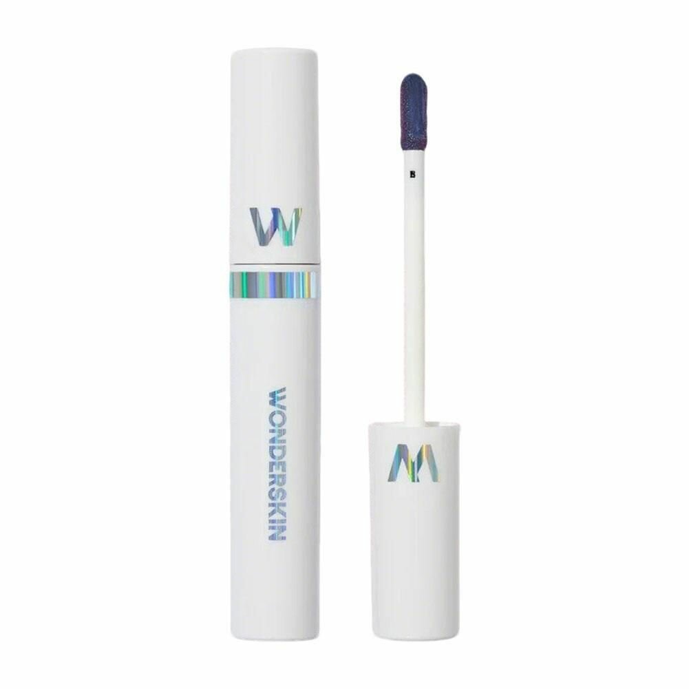 Отшелушивающий матовый блеск для губ с стойким оттенком