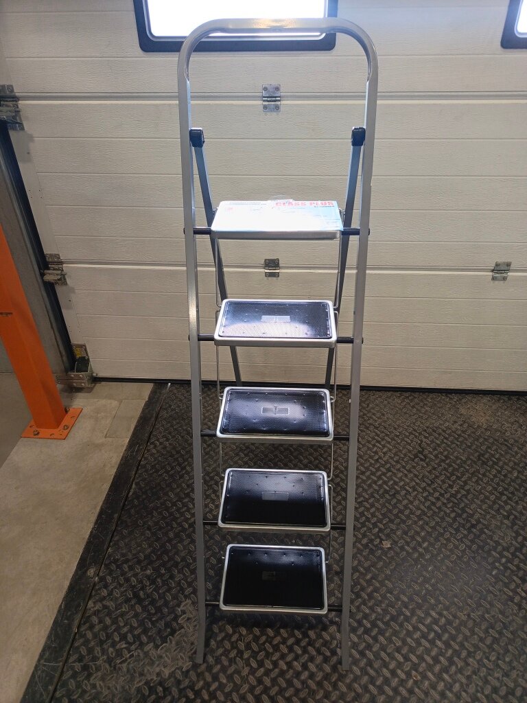 Стремянка PERILLA Класс Плюс стремянка 5 ст. (1468820)