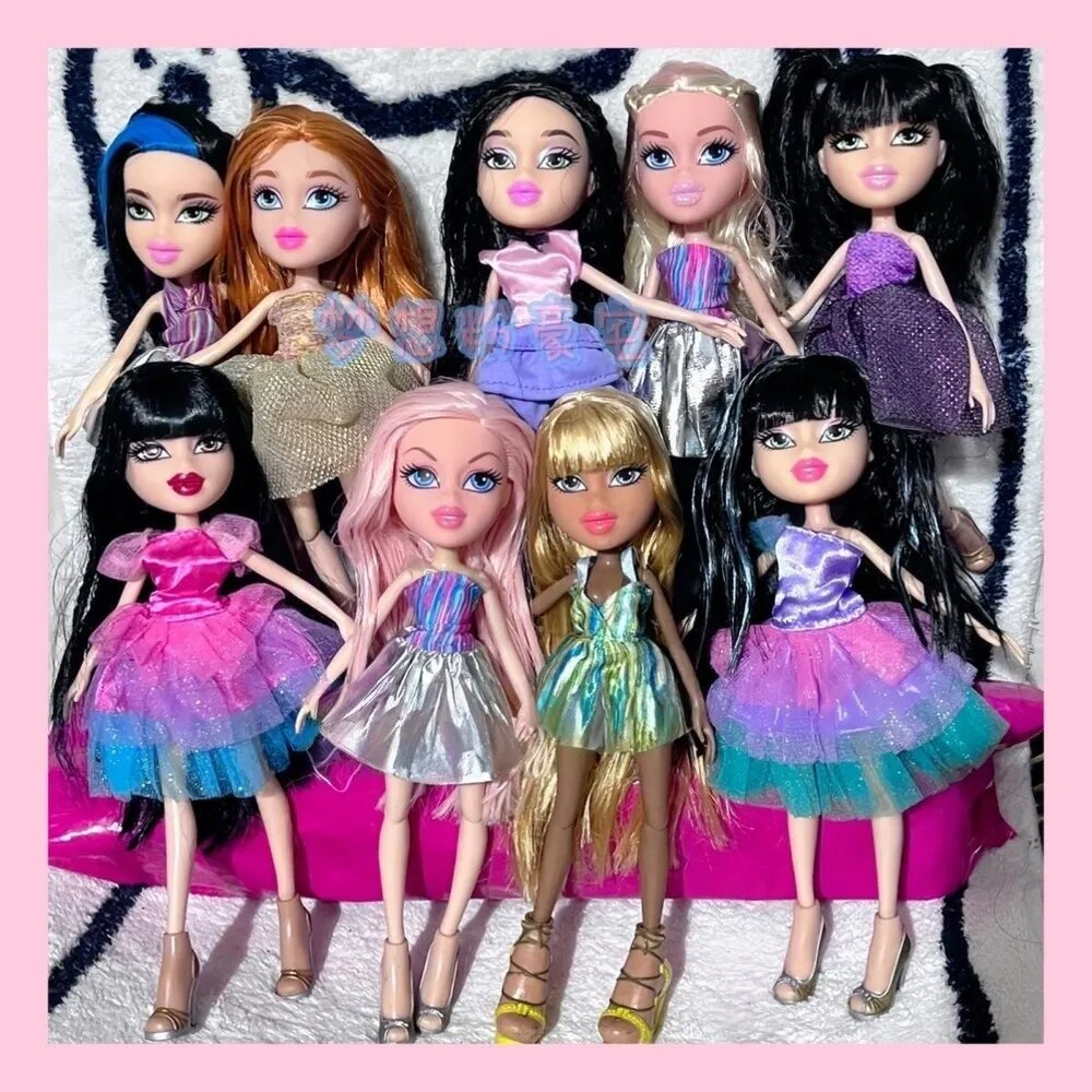 Bratz Кукла голубого цвета для игры и коллекционирования 26 см — фото 1