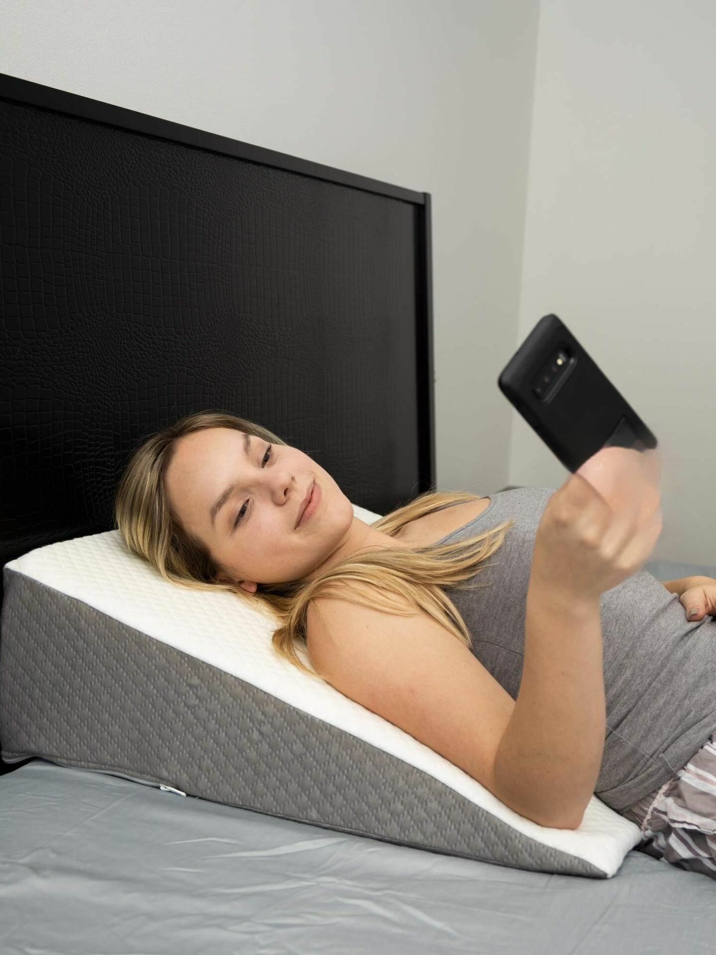 Клиновидная подушка при ГЭРБ, ортопедическая с наклоном при изжоге, треугольная для изголовья кровати, подголовник для чтения