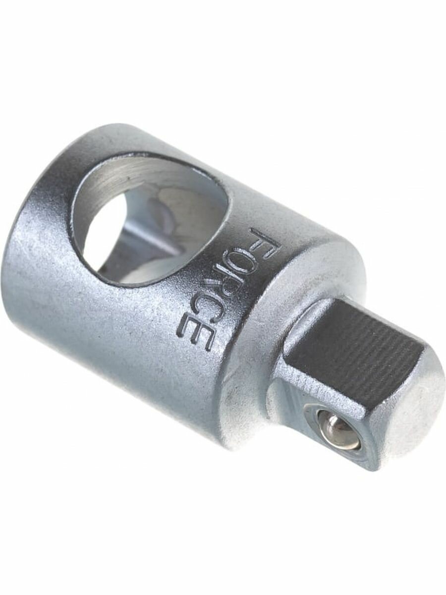 Адаптер-переходник 3/8" х 1/2" с отверстием под вороток FORCE 80634