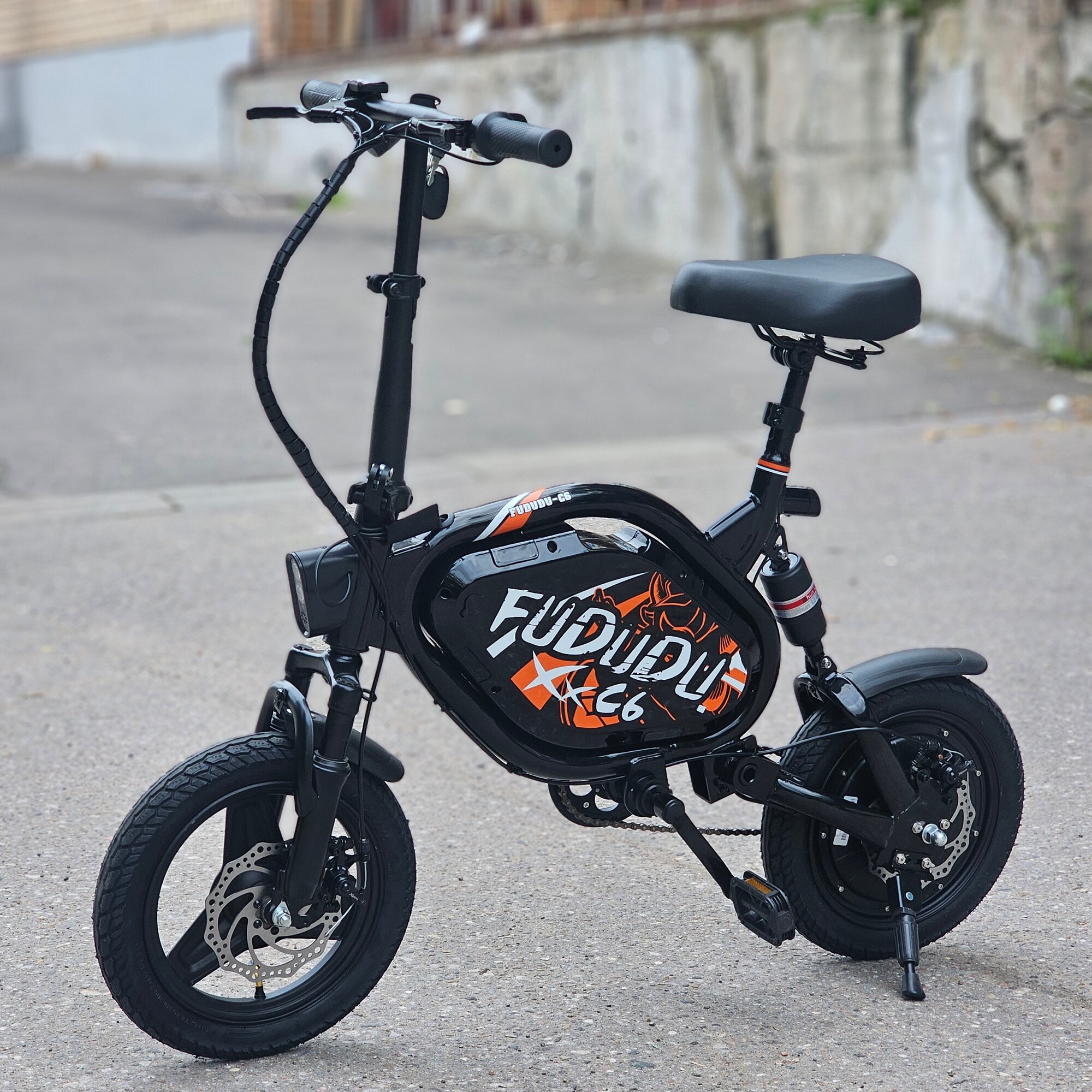 Fududu C6 350 Ватт; 48V/12Ah, 14 дюймов колеса, черно-оранжевый
