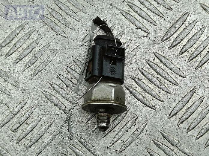 Датчик давления топлива Volkswagen Tiguan