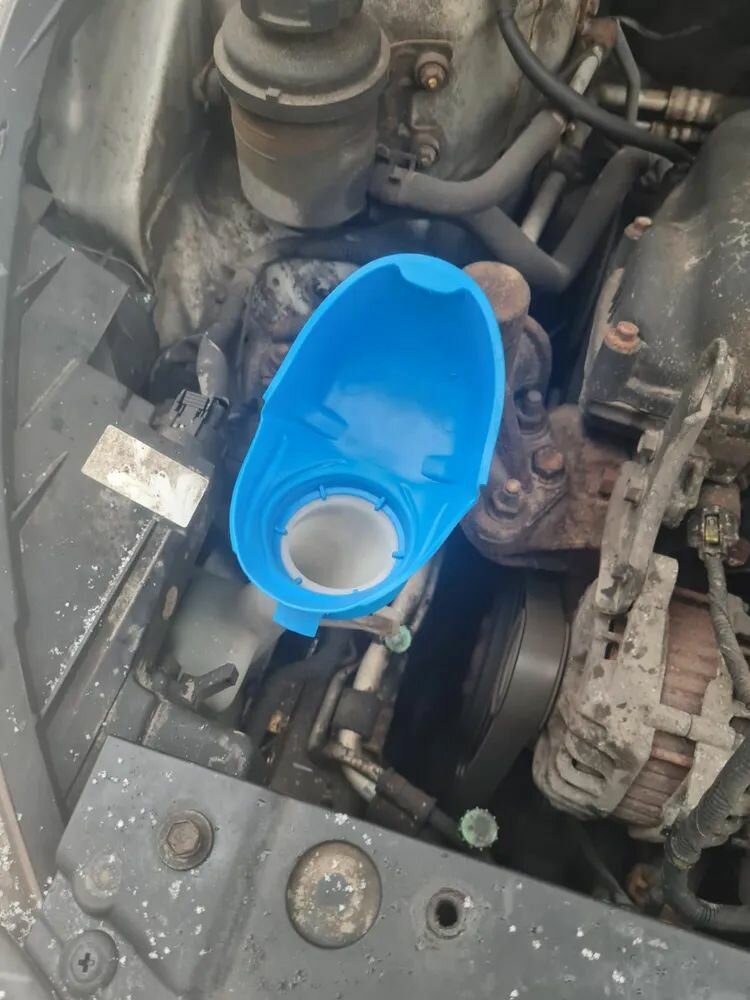 Бачок стеклоомывателя, арт. Крышка_воронка_ для бочка_омывателя, 1 шт.