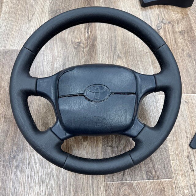 Toyota Rav4-1 Б/У после перетяжки.