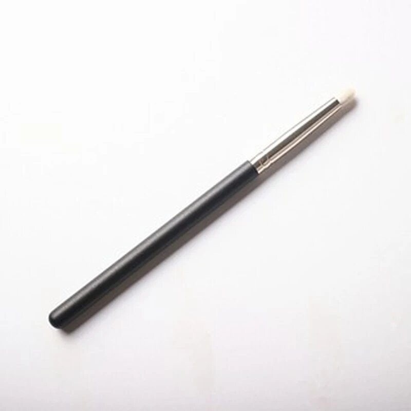 Кисть для макияжа C Series, ручка Blush Brush