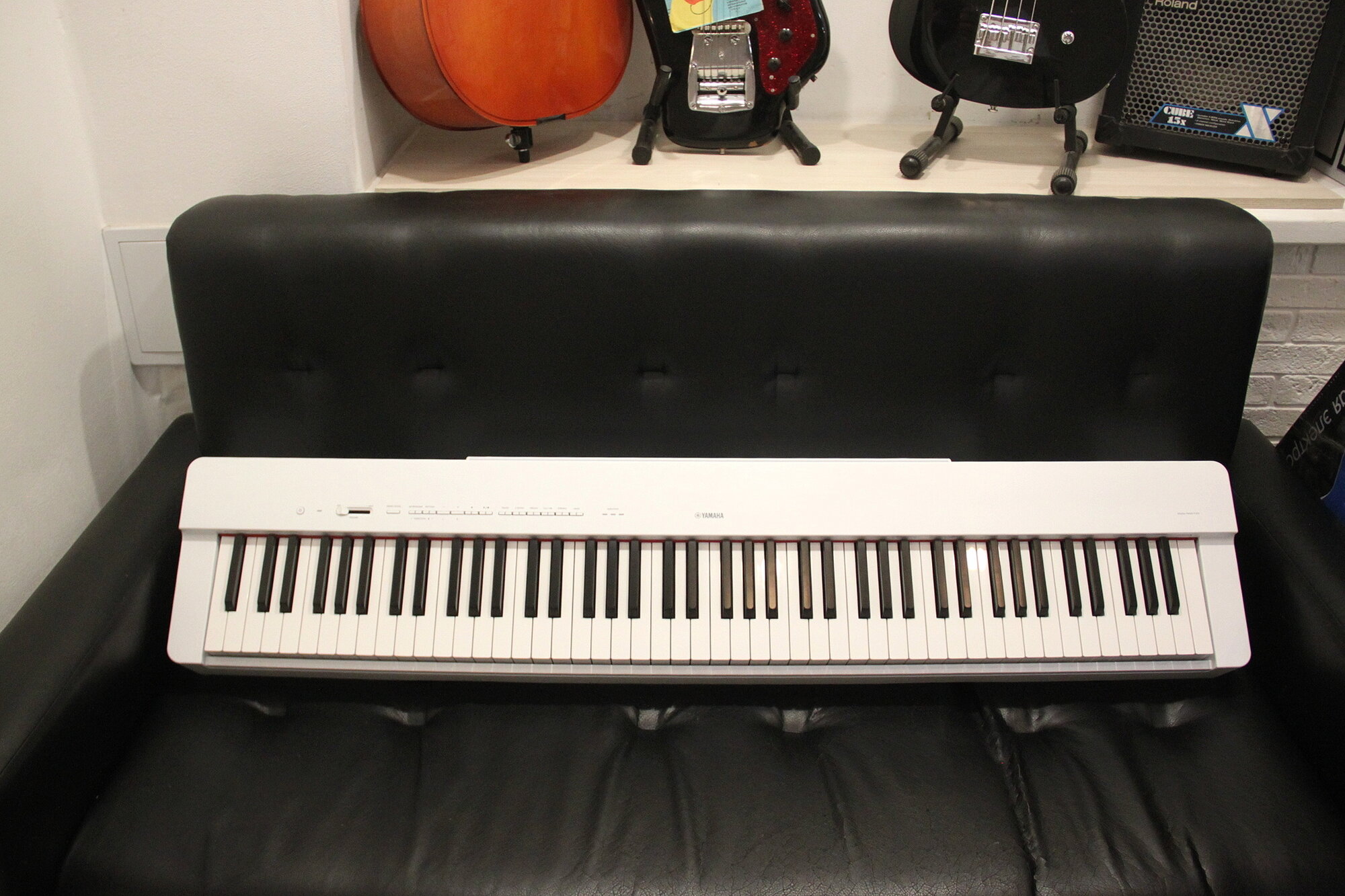 Цифровое пианино Yamaha P-225WH