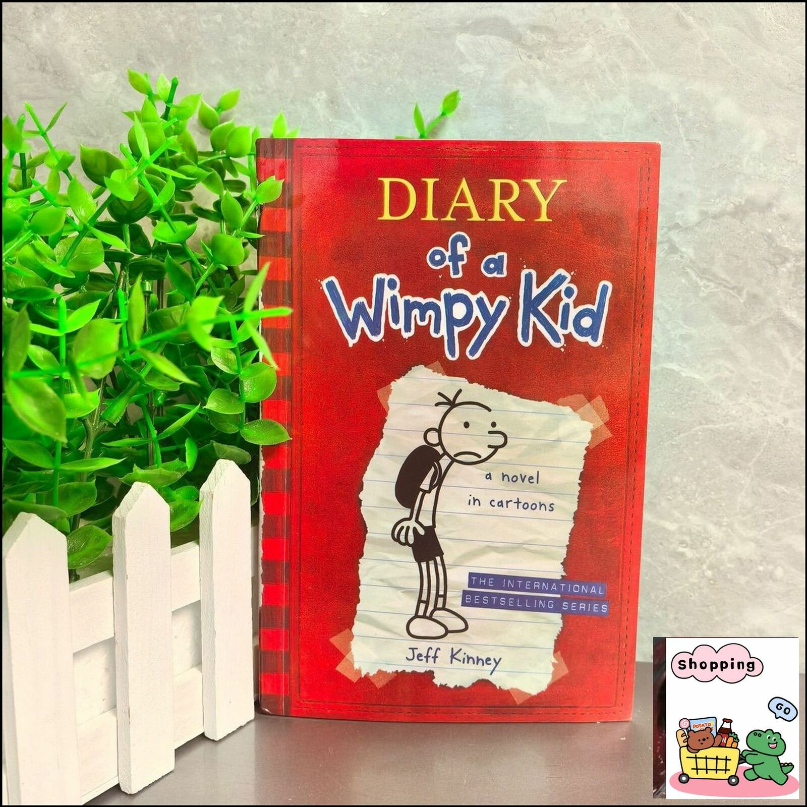 Diary Of A Wimpy Kid/ Детский дневник 1/ Юмористический сборник рассказов-комиксов/, Печатная книга, Мягкая обложка, No.1