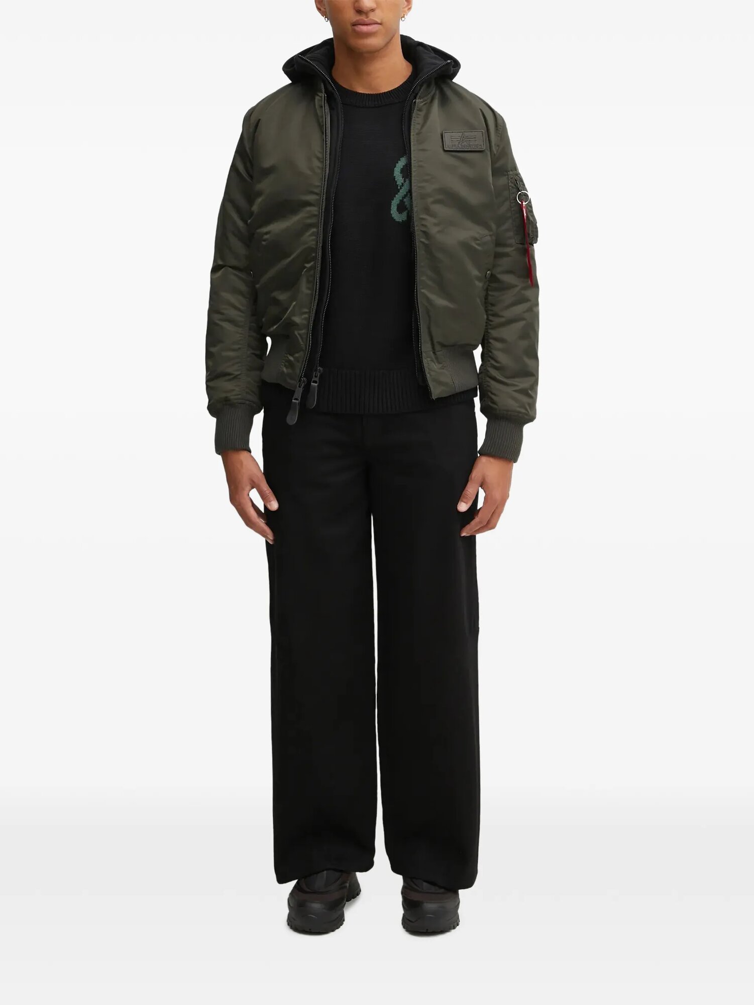 Бомбер ALPHA INDUSTRIES, размер 52 — фото 1