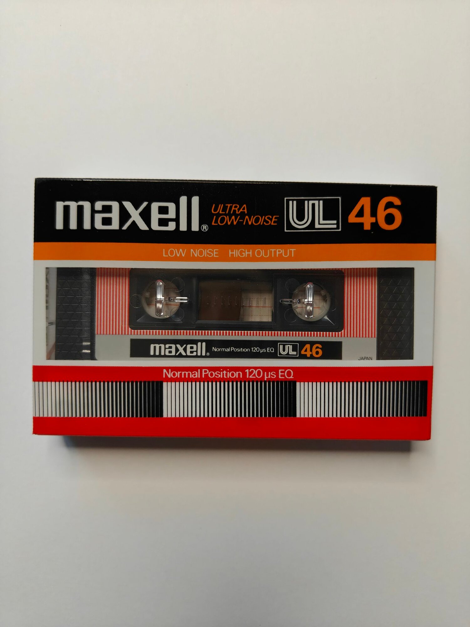 Аудиокассета запечатанная MAXELL UL 46 (1982г)