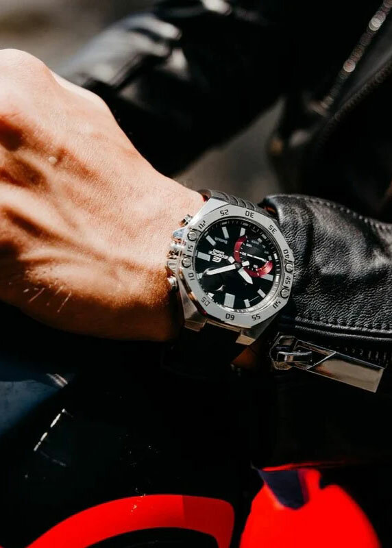 Наручные часы CASIO Edifice, черный — фото 1