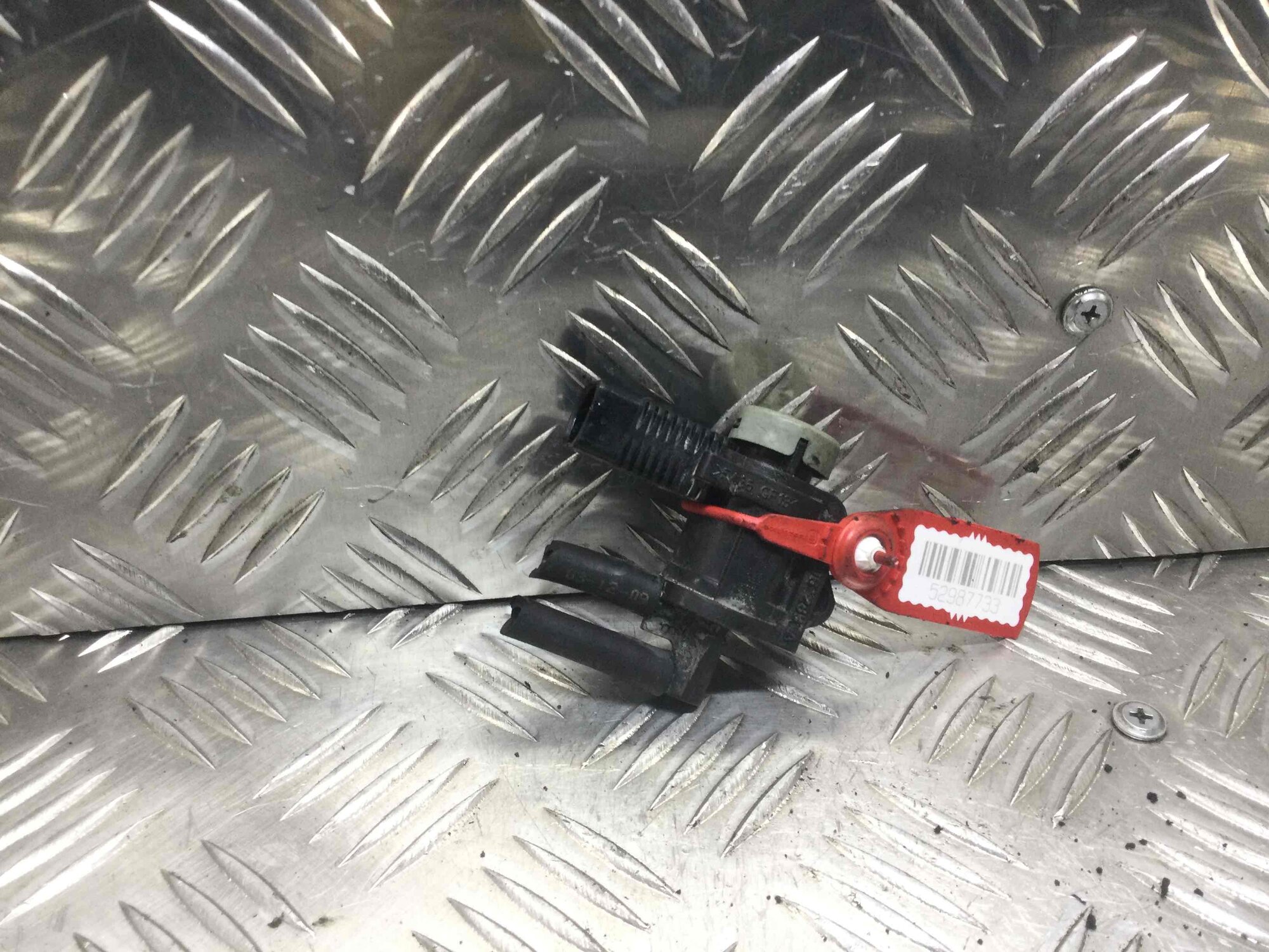 Б/У Клапан электромагнитный Volkswagen Passat B6 (2005-2010) 2010 г.