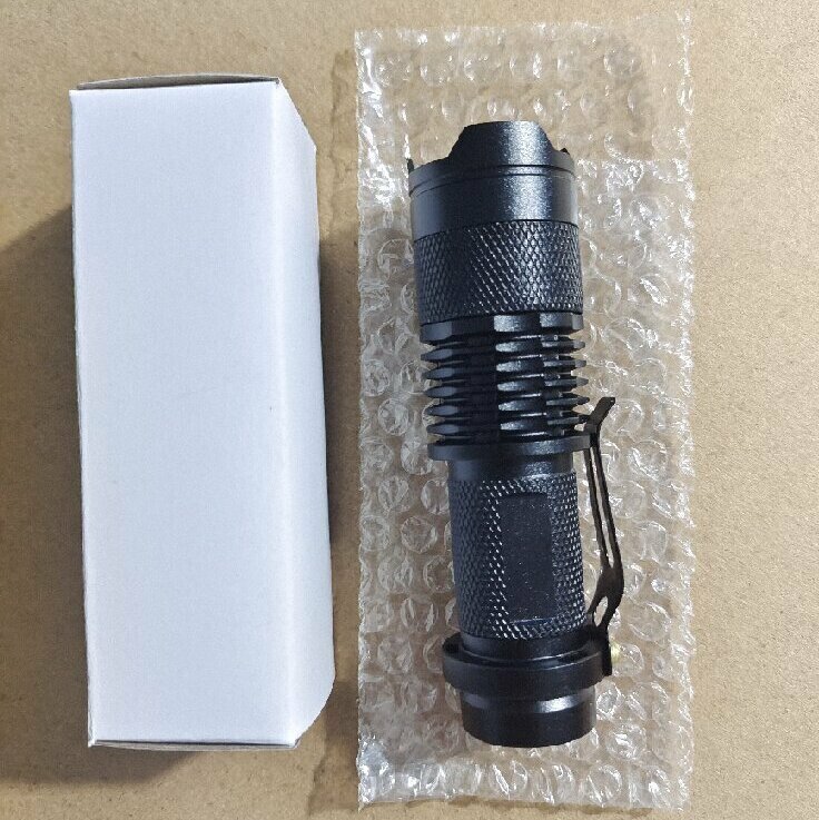 Трансграничные горячие продажи УФ-фонарик SK68 белый свет/фиолетовый/красный свет/зеленый свет/синий