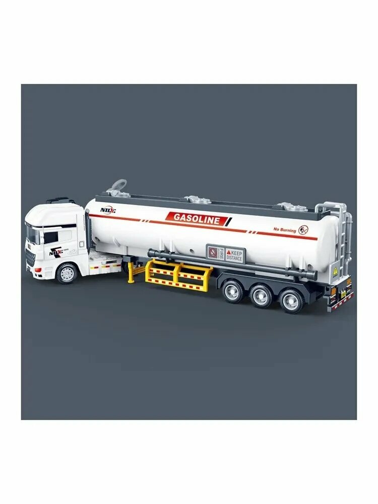 Игрушка детский нефтяной танкер с инерционной функцией для развития глазомоторной координации и обучения