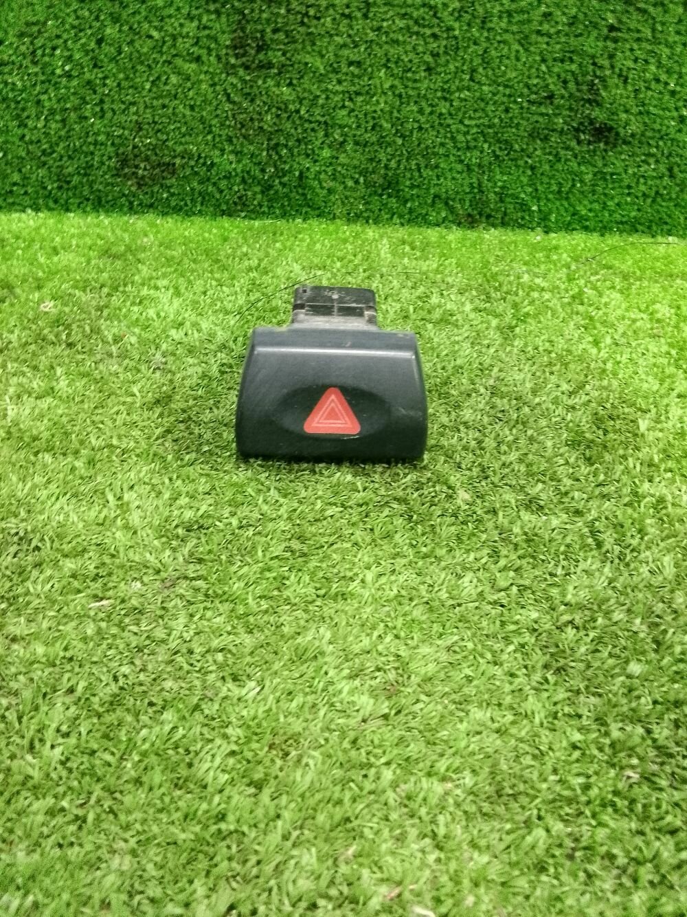 Кнопка аварийной сигнализации Lada Kalina 1 Б/У с пробегом