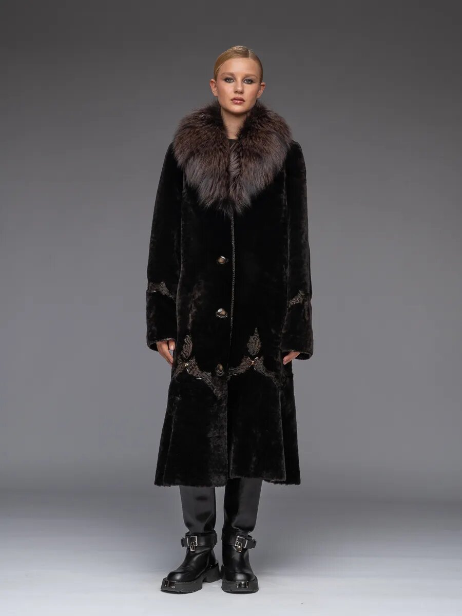 Шуба Panafics furs базовая