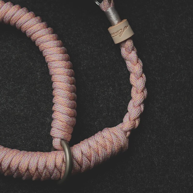 Плетеный ремешок Mr. Stone Coral Pink для камер