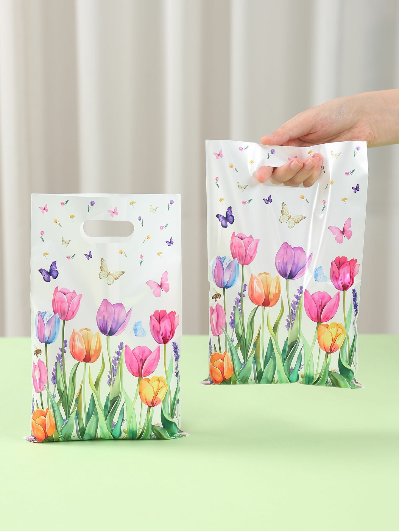 Красивые сумочки с узором Тюльпан и бабочка 16,5 x 25 см 25 шт.