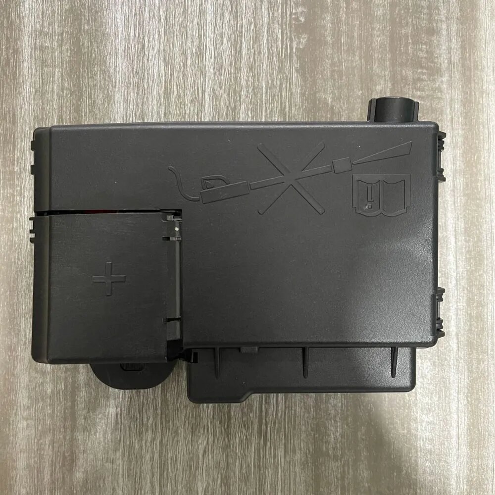 Обшивка автомобильная для Chevrolet Cruze 2011-2016 с крышкой арт. BXSH96999745-OZZS