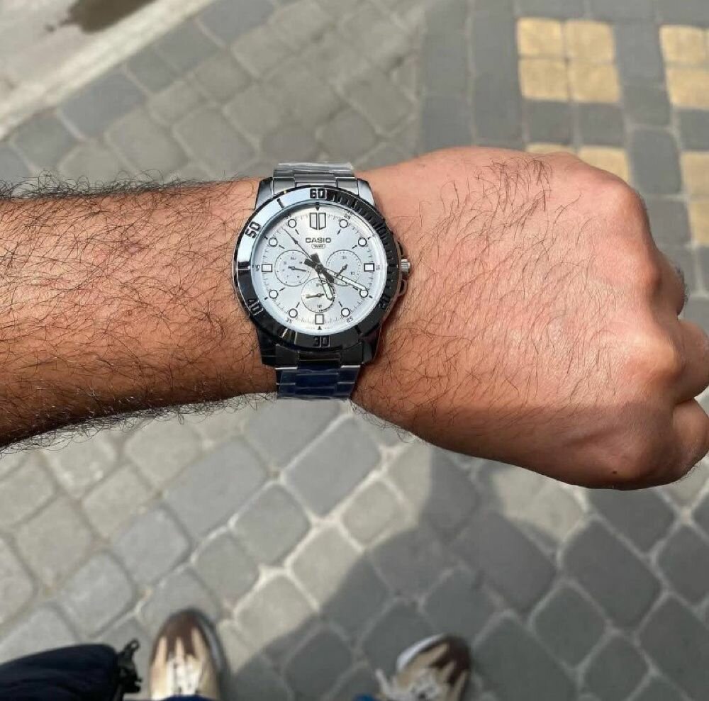 Наручные часы CASIO — фото 1