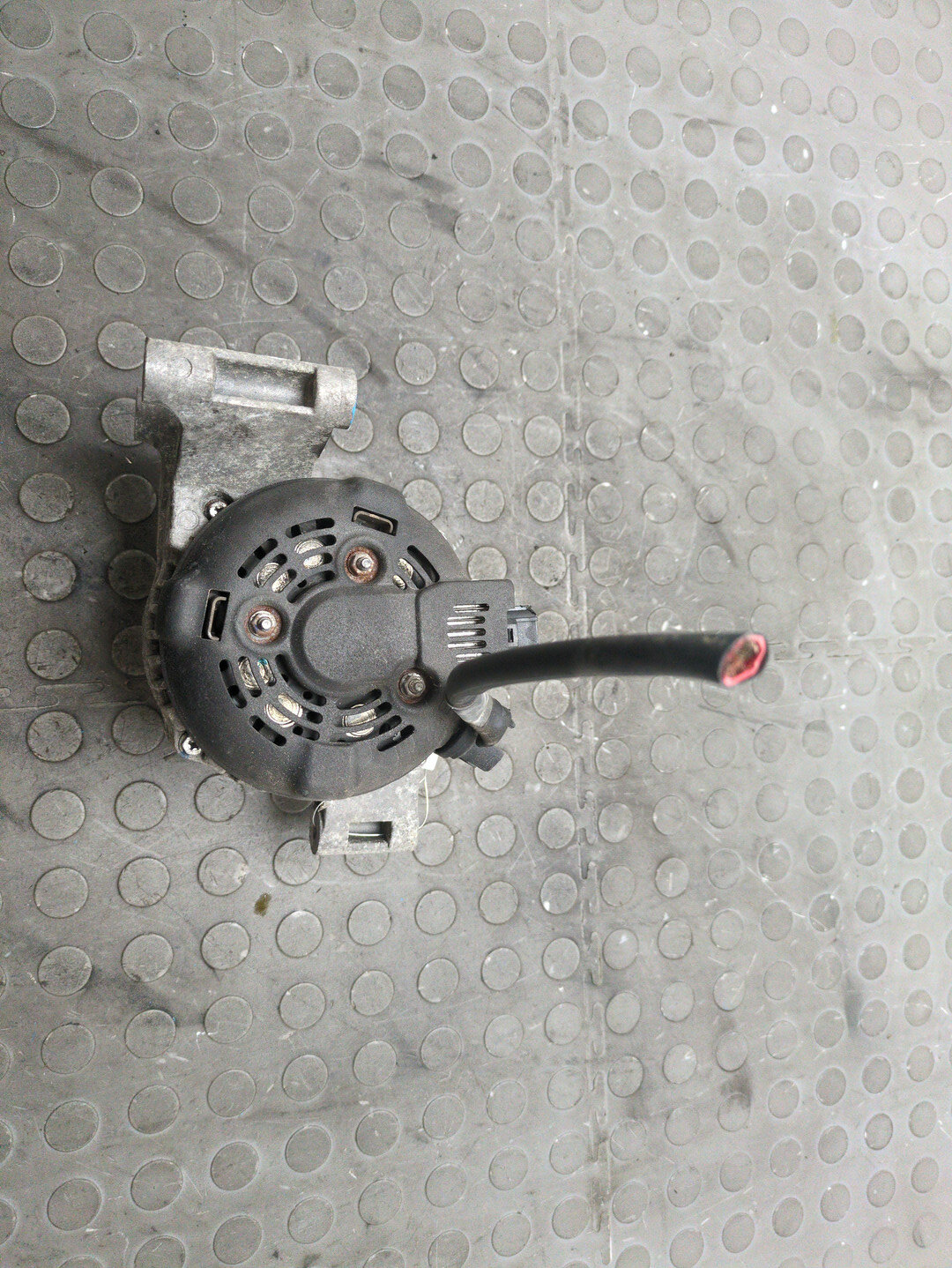 Генератор Ford Focus 2 Б/У