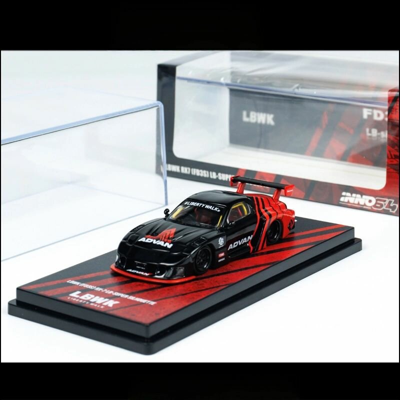 Машинка INNO 1:64 LB Мазда RX7 FD3S LB-SUPER Модель легкосплавного автомобиля