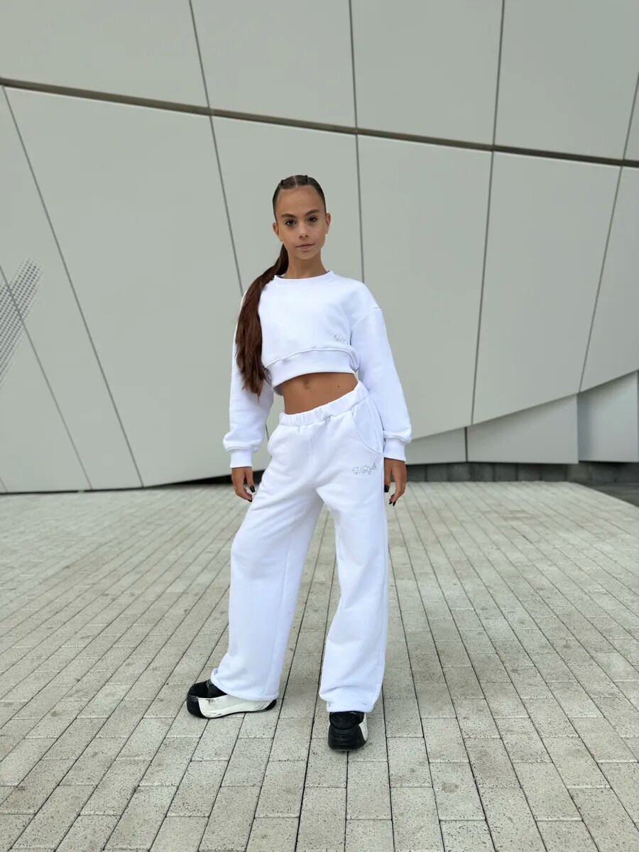 Костюм спортивный