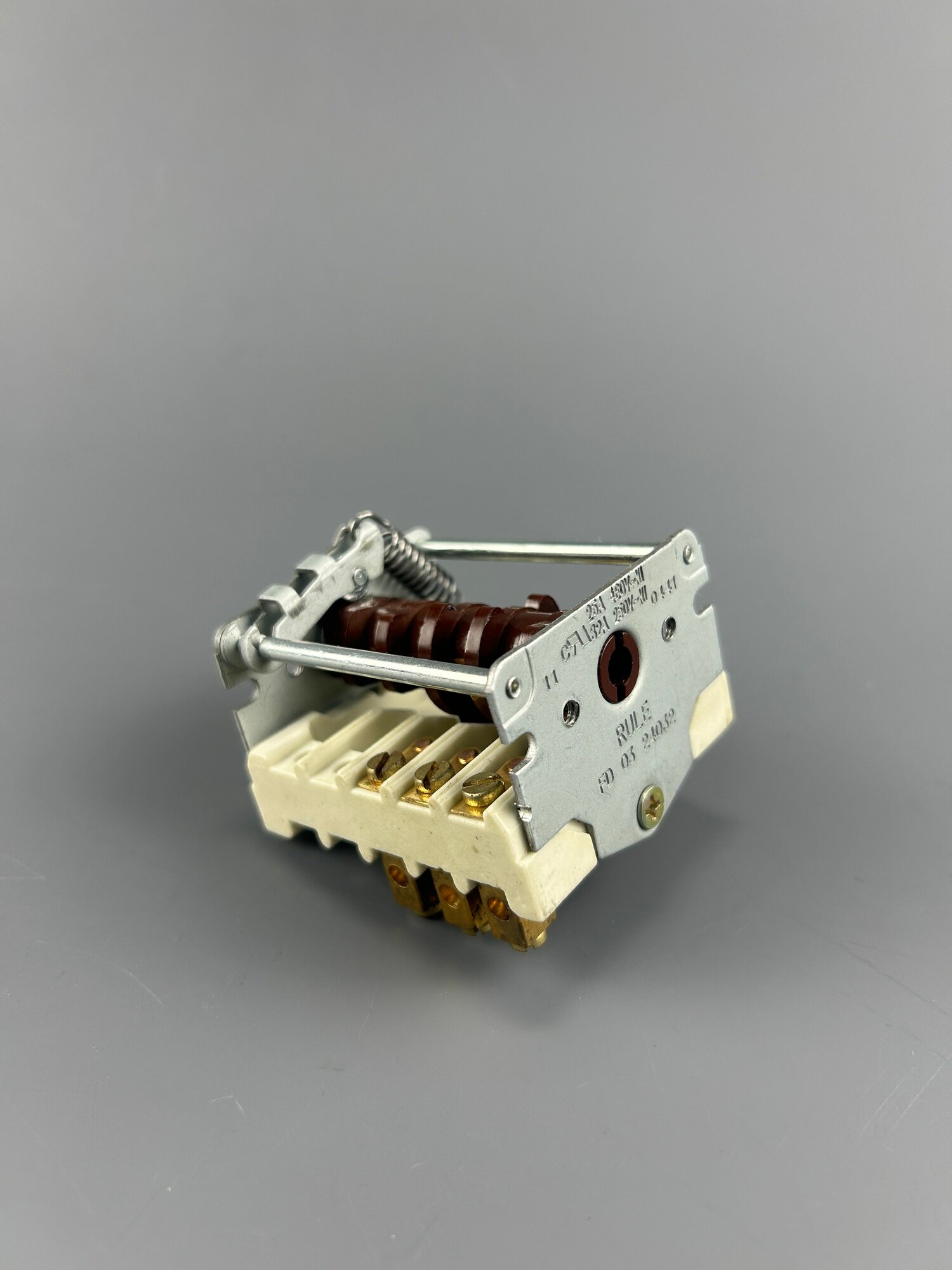 Переключатель 4 позиционный FD 03 24032 RULE (без сигн. конт.)
