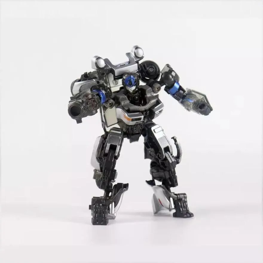Трансформер Автобот Мираж класса люкс 105 серии Transformers Studio - трансформирующаяся фигурка, ABS пластик, 12.5 см — фото 1