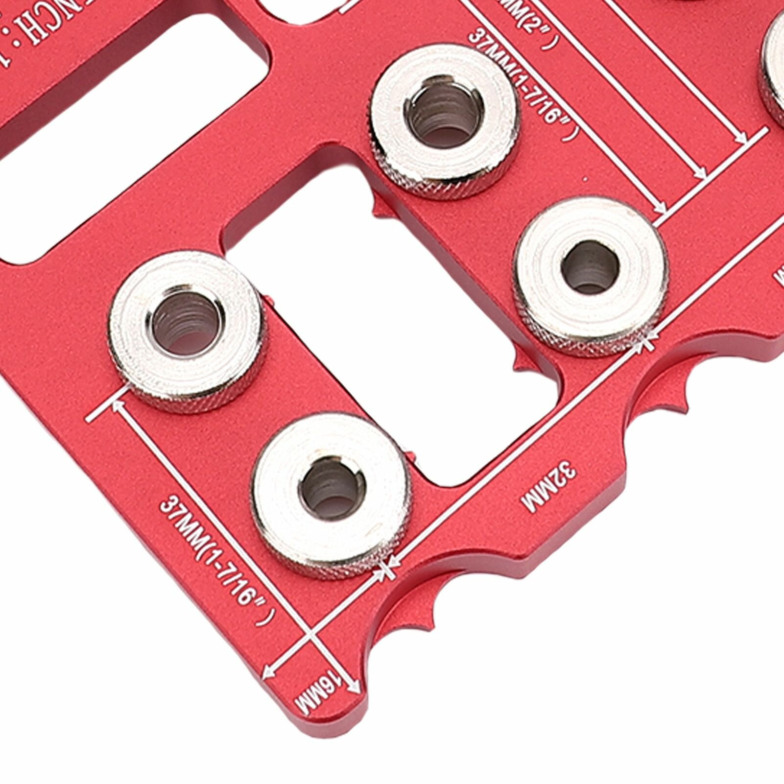 Кондуктор для разметки ручек мебели, регулируемый, красный.