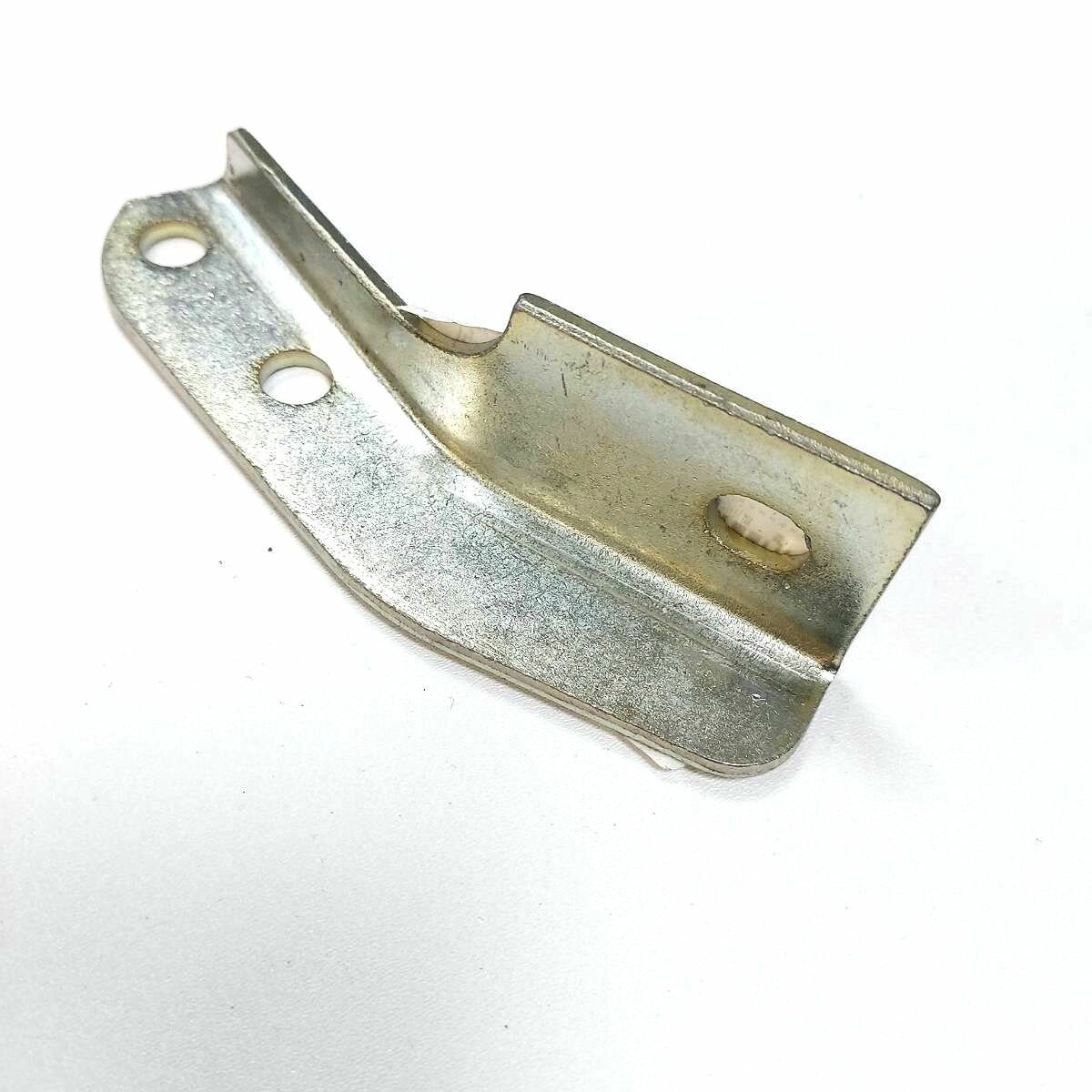 Кронштейн КПП хомута приёмной трубы 2123 нива - Шевроле ( завод )