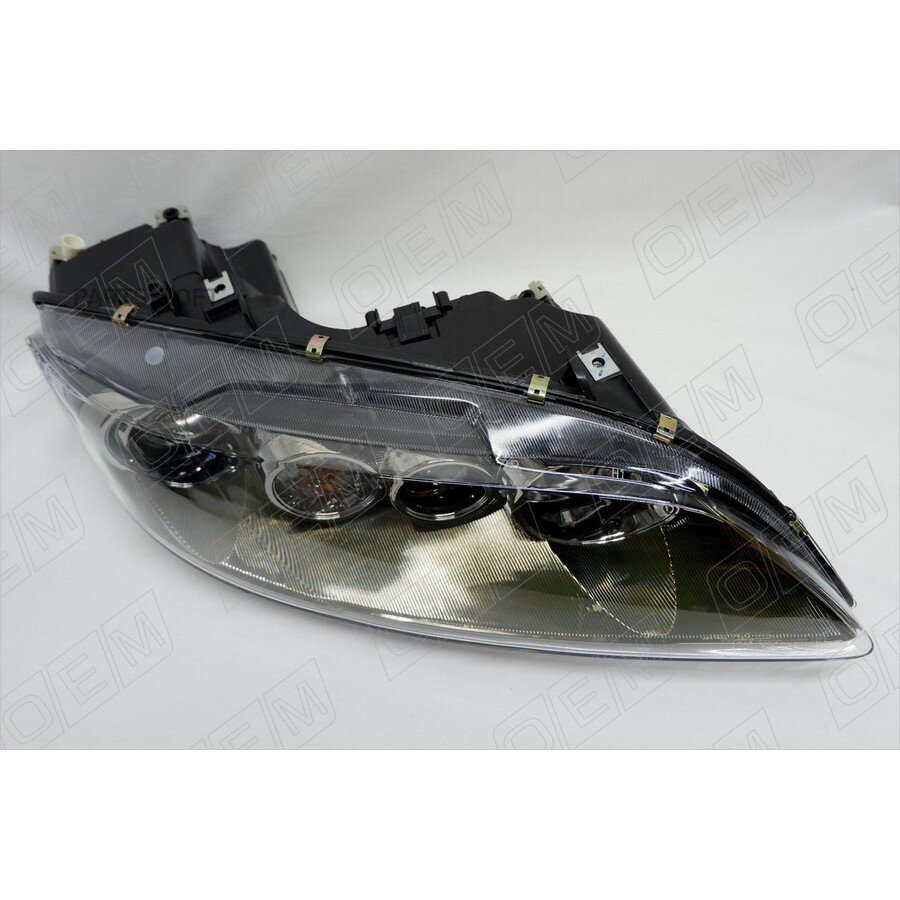 Фара правая Mazda 6 1 GG 2002-2007 светлая от официального дистрибьютора, OEM, артикул OEM0205FR