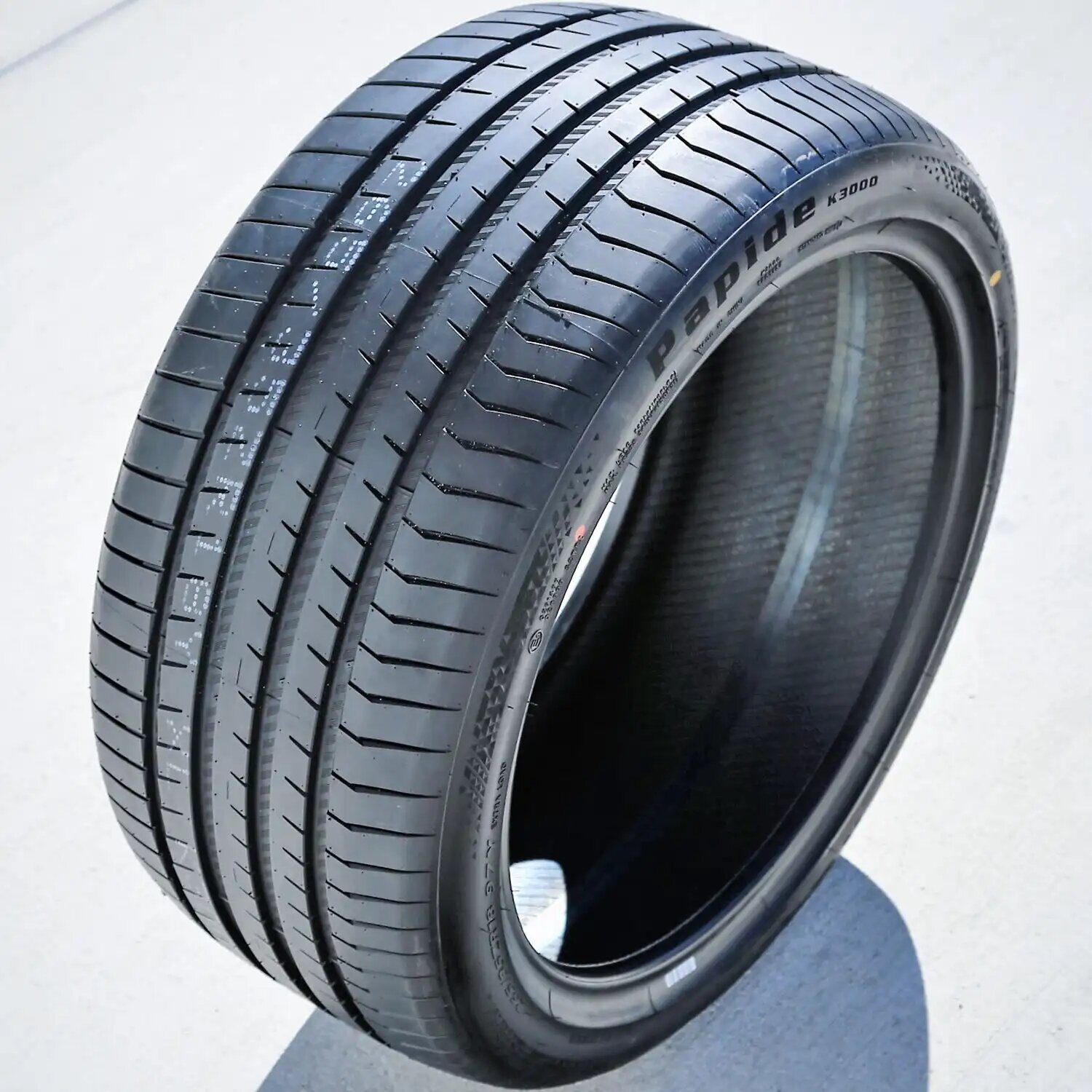 255/35R18 Kapsen K3000 94Y