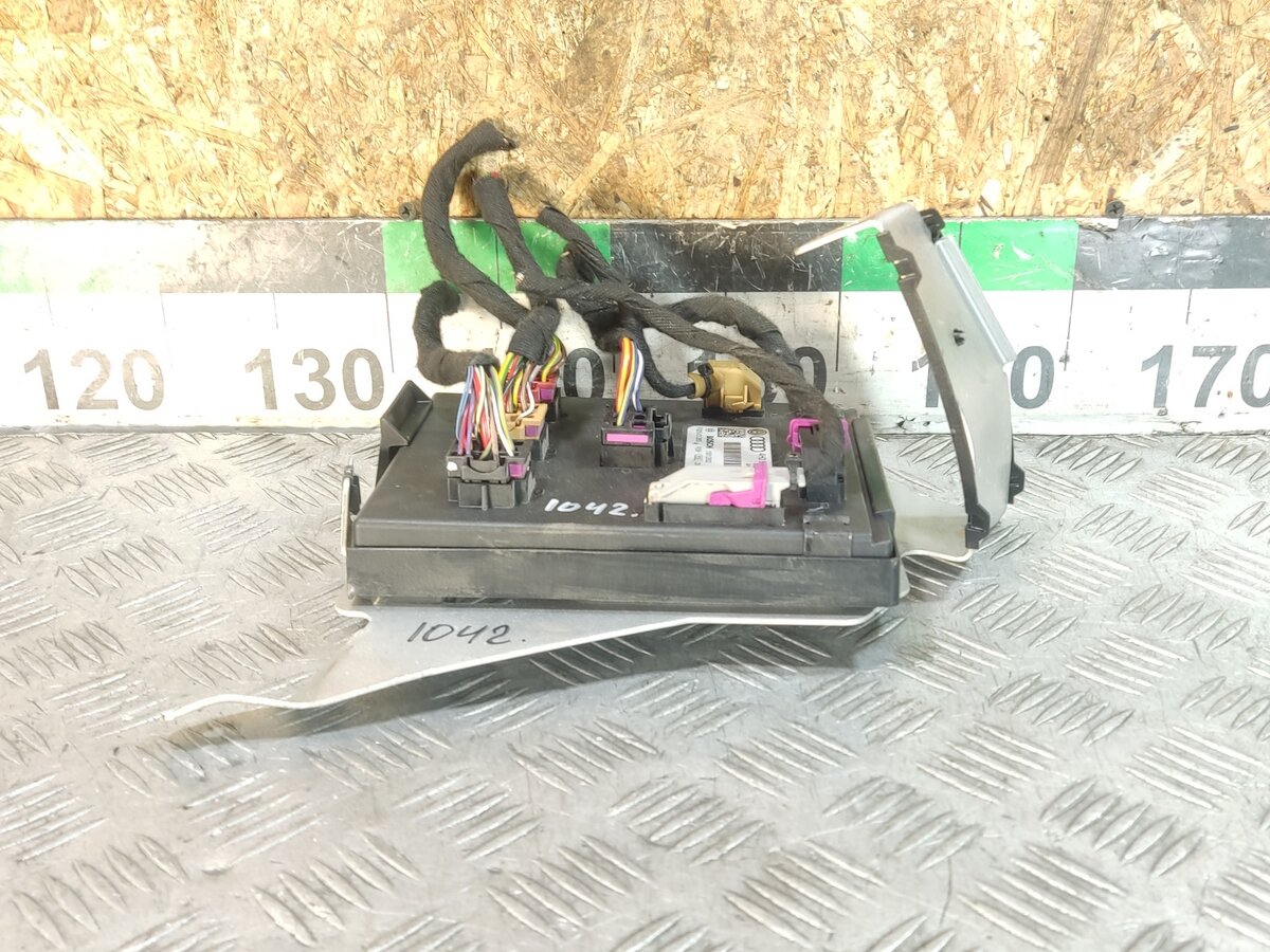 Блок комфорта VOLKSWAGEN Touareg 2010 2018 4H0907063BL