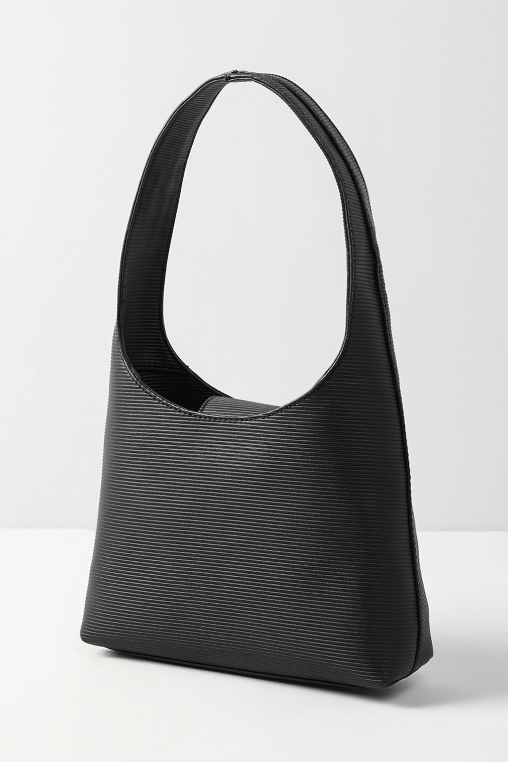 Сумка хобо CALVIN KLEIN, черный — фото 1