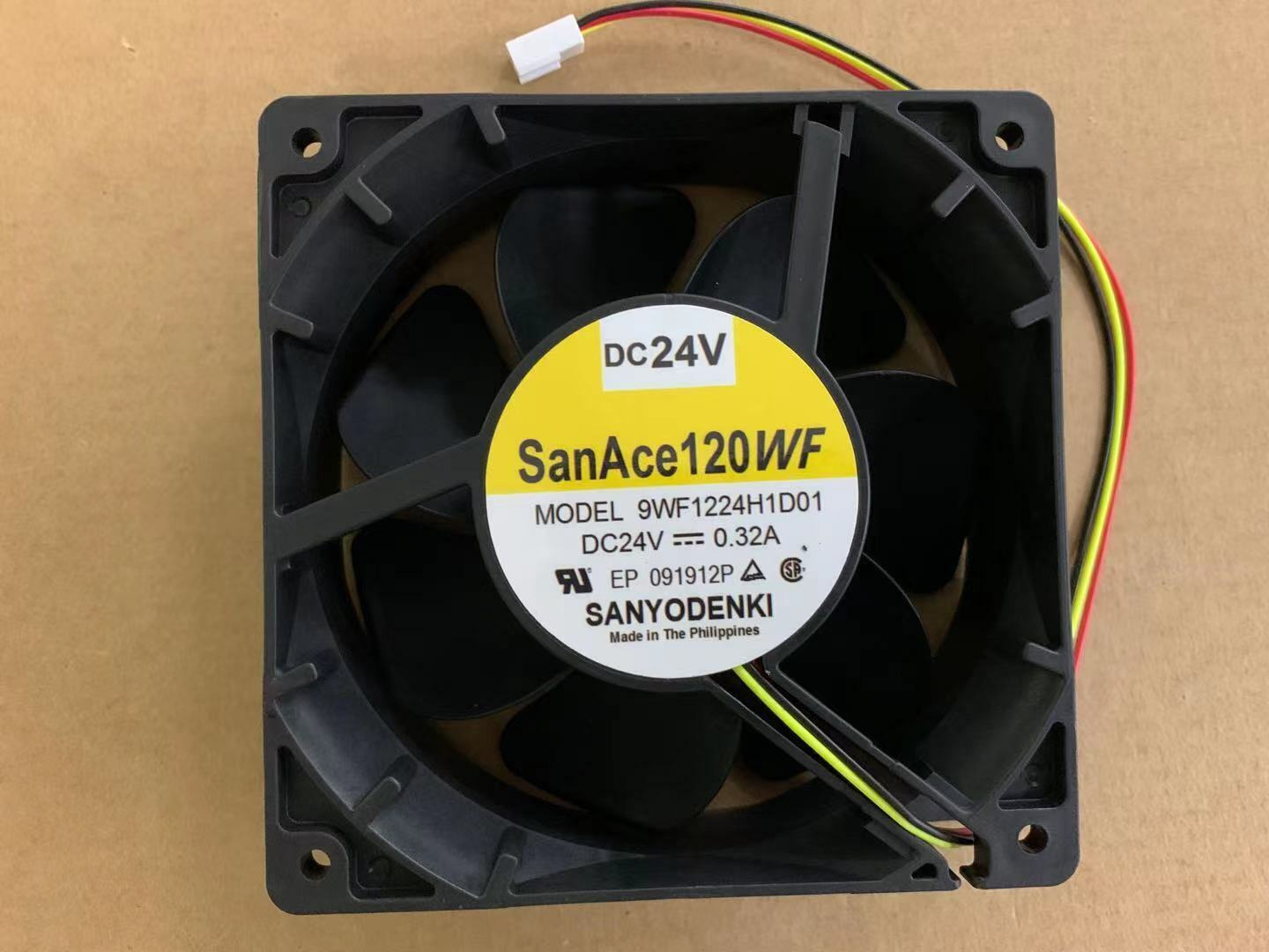 SANACE120WF 9WF1224H1D01 Вентилятор 12см DC24 0.32A 120 * 120 * 38мм -