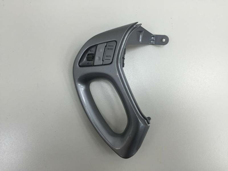 Блок кнопок Hyundai ix35 LM 2010-2015 кат.номер: 967002S100SAS