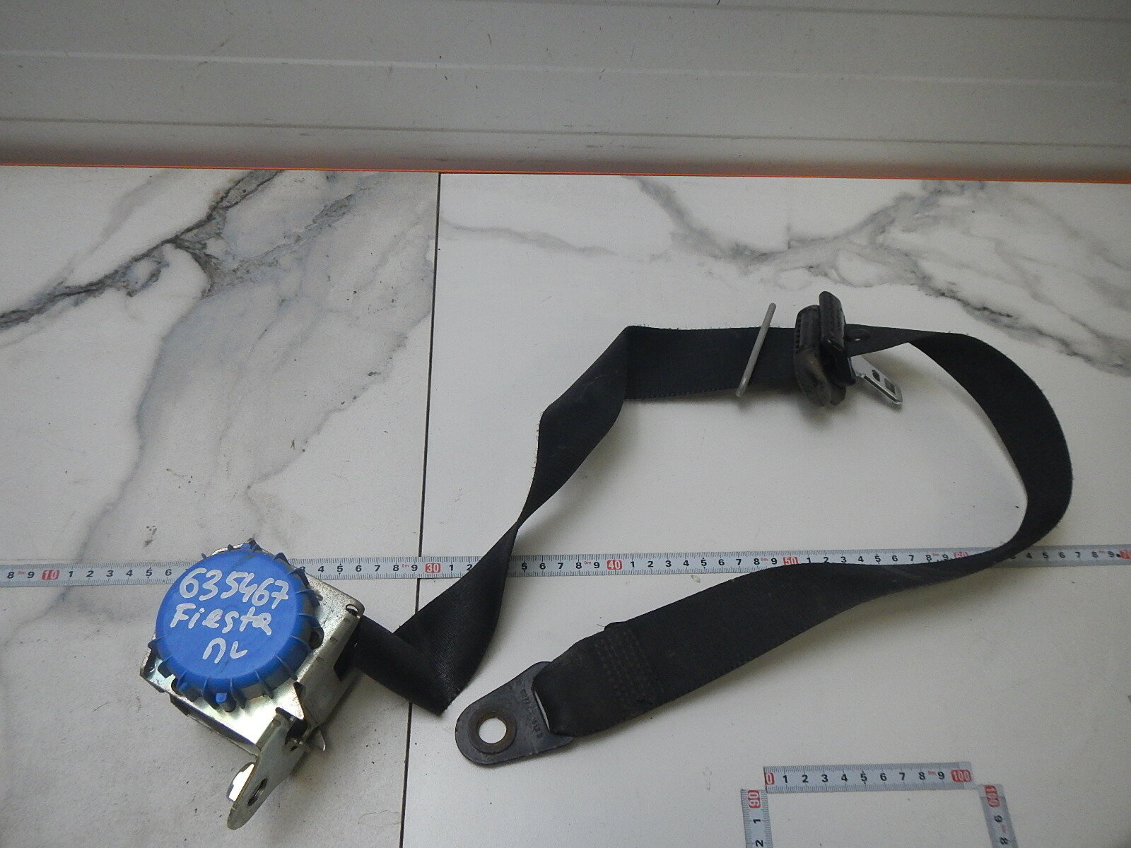 Б/У Ремень безопасности передний левый, Ford (Форд)-FIESTA (01-07) FORD FIESTA (01-07) Потертости. 635467 FORD арт. 1440581