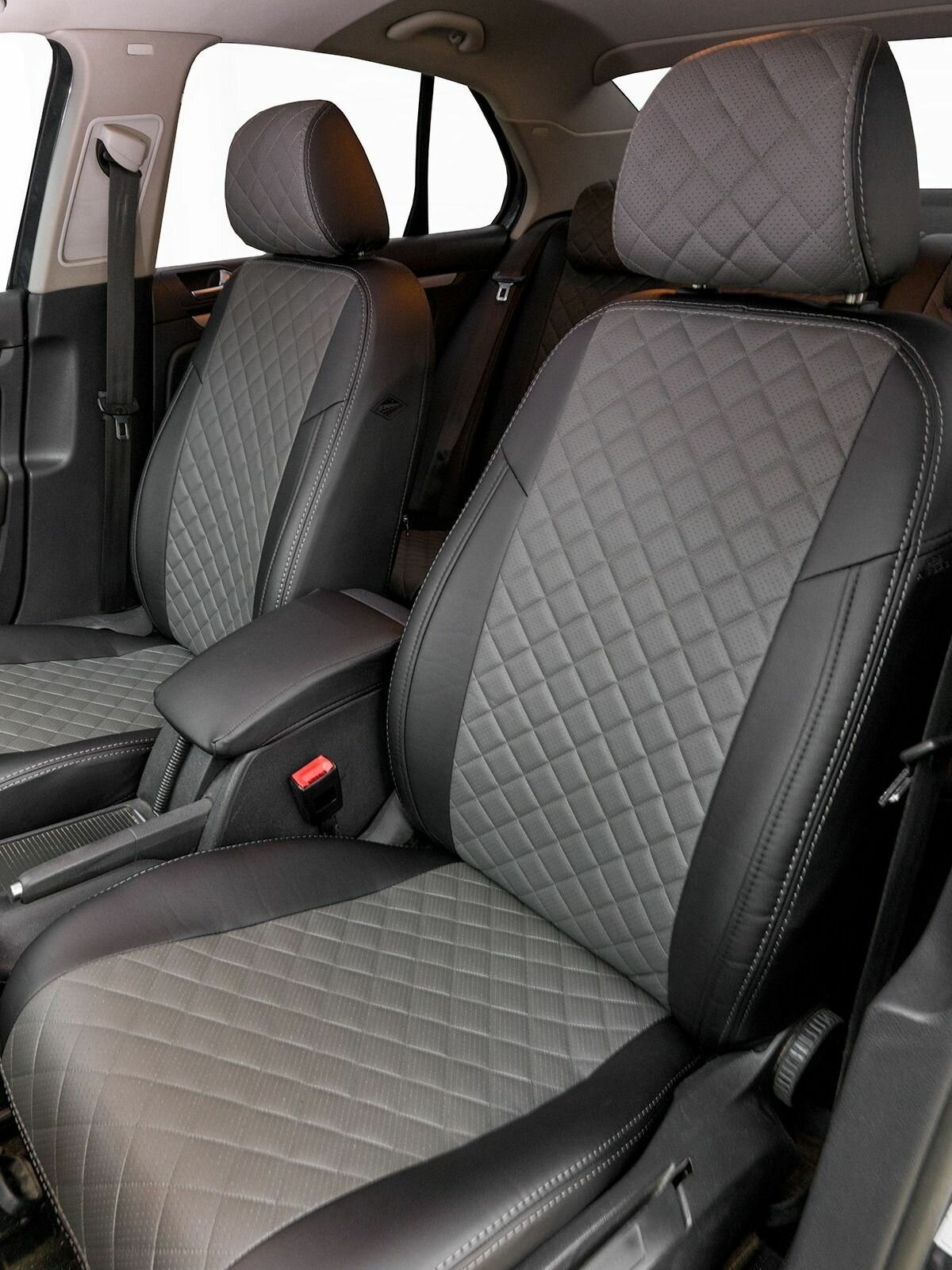 Чехлы на Volkswagen Jetta 5 2005-2011 / Golf 5 - 6 2003-2012. Авточехлы на сиденья Фольксваген Джетта 5 / Гольф 5 и 6.