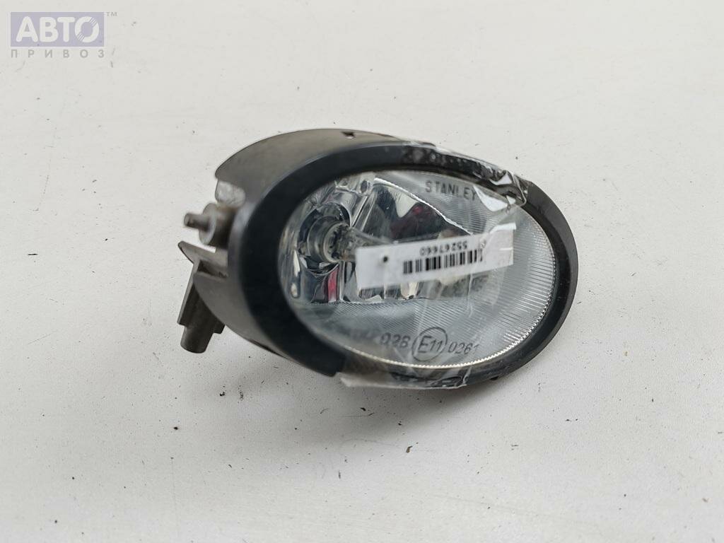 Фара противотуманная правая Mazda 3 (2003-2008) BK