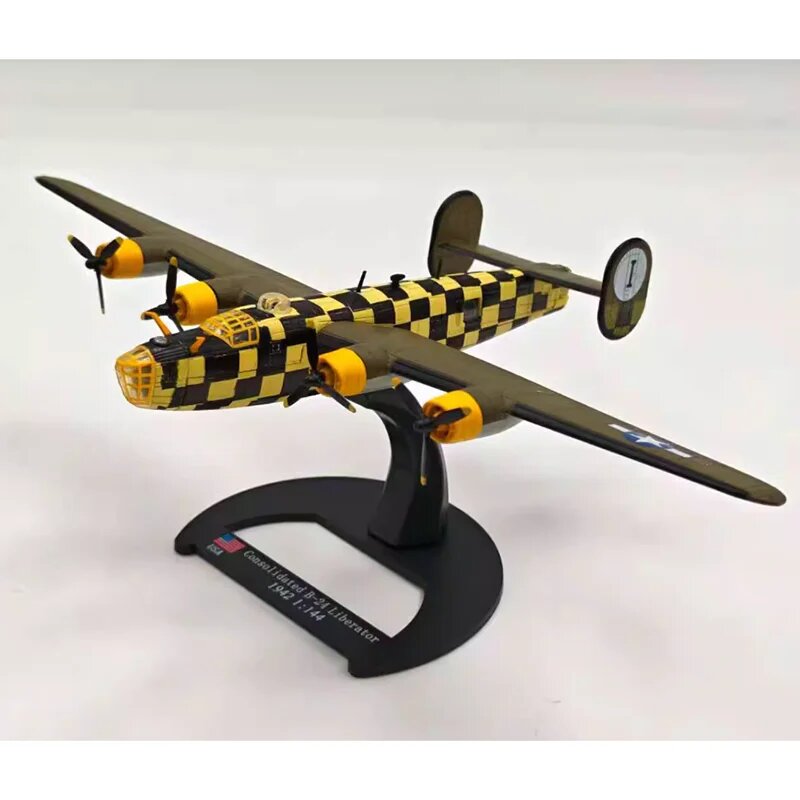 Модель самолета HYINUO 1/144 B-24D