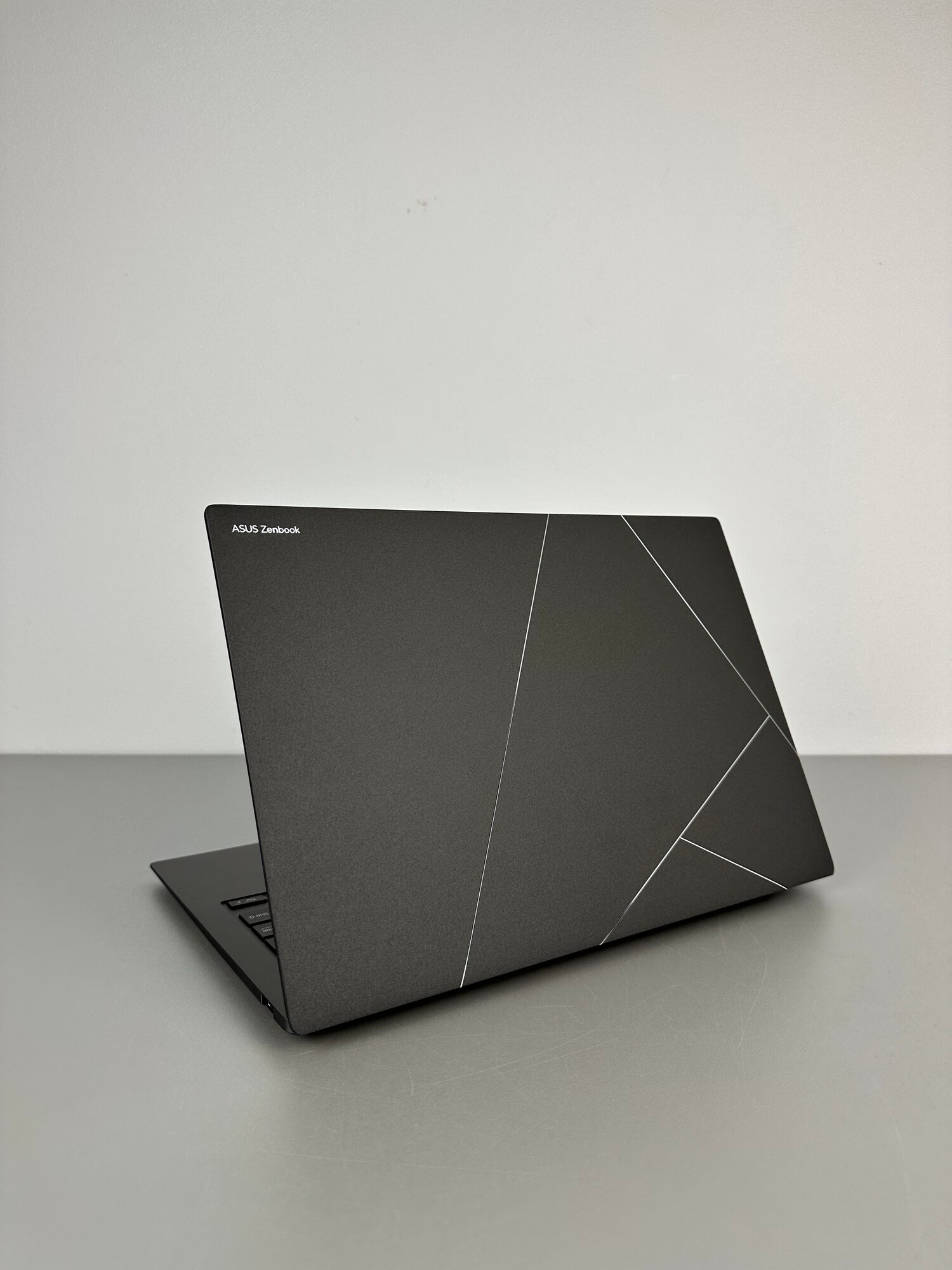 Ультрабук ASUS Zenbook S14 Ultra 7