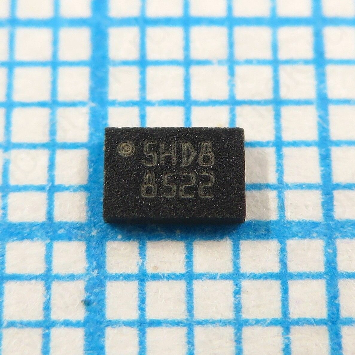 M95256 - 256K последовательная SPI EEPROM