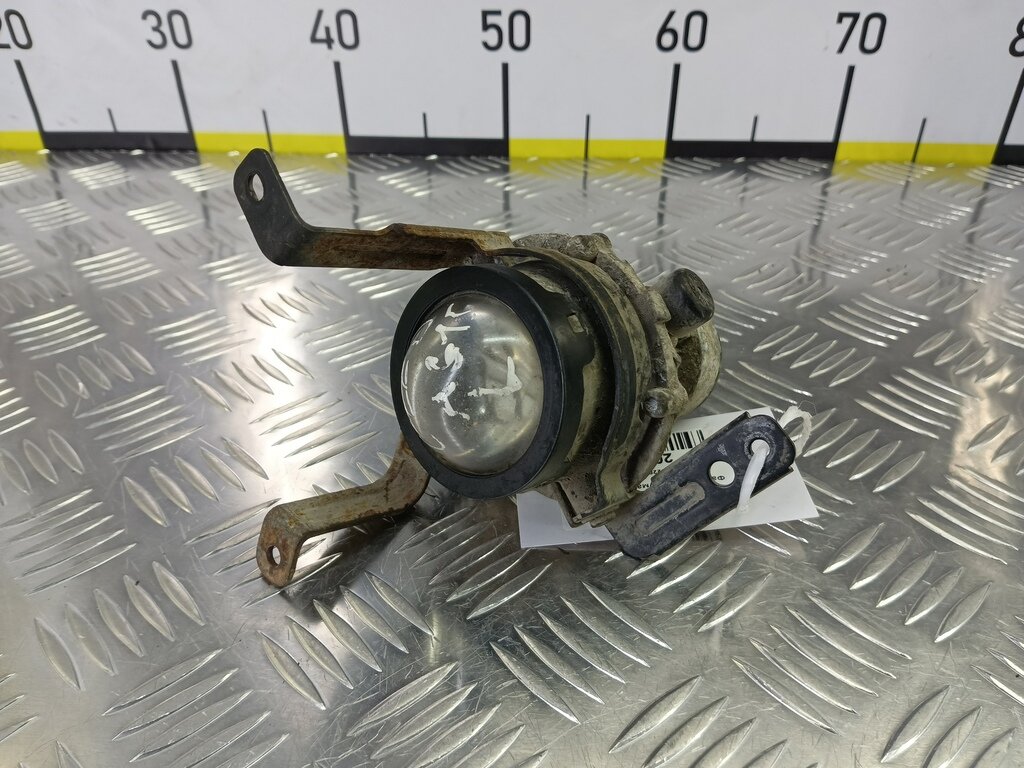 Фара противотуманная передняя Б/У для Kia Ceed ED (2006—2010) 92201-1H000