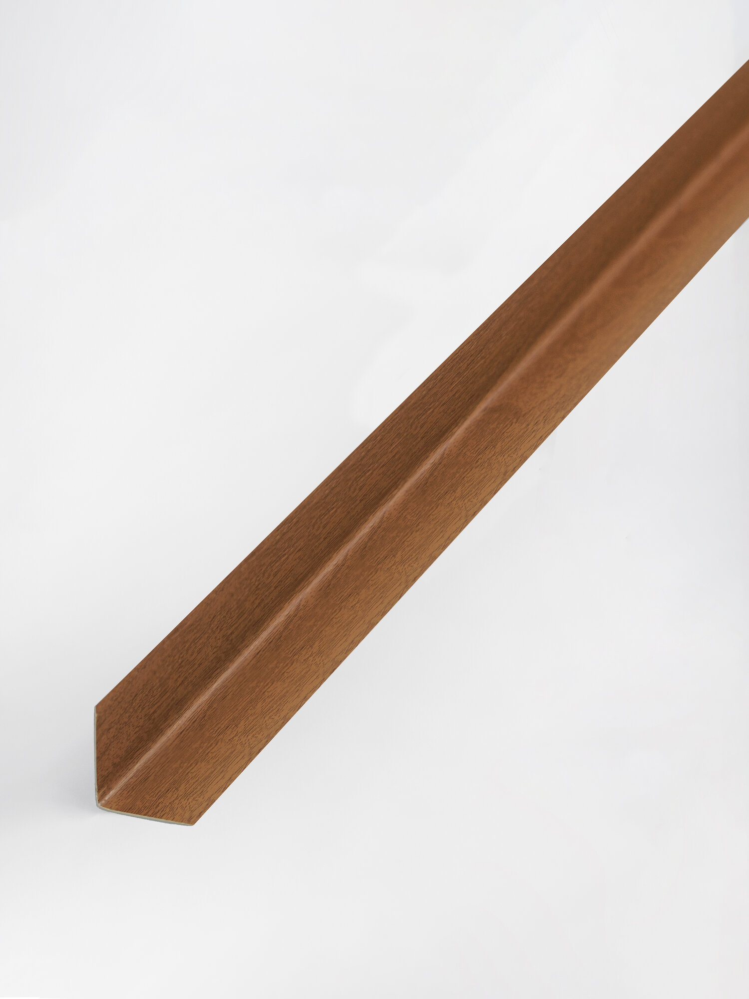 Уголок пластиковый для откосов 15х15 мм, длина 2,7 м, угол ПВХ для стен внутренний Ideal (Идеал) У 15, кемпас 331