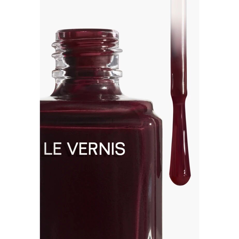 Лак для ногтей CHANEL Le Vernis 13 мл | Лимитированный весна’26 | Стойкий глянец |Тон 397 ROUGE NOIR