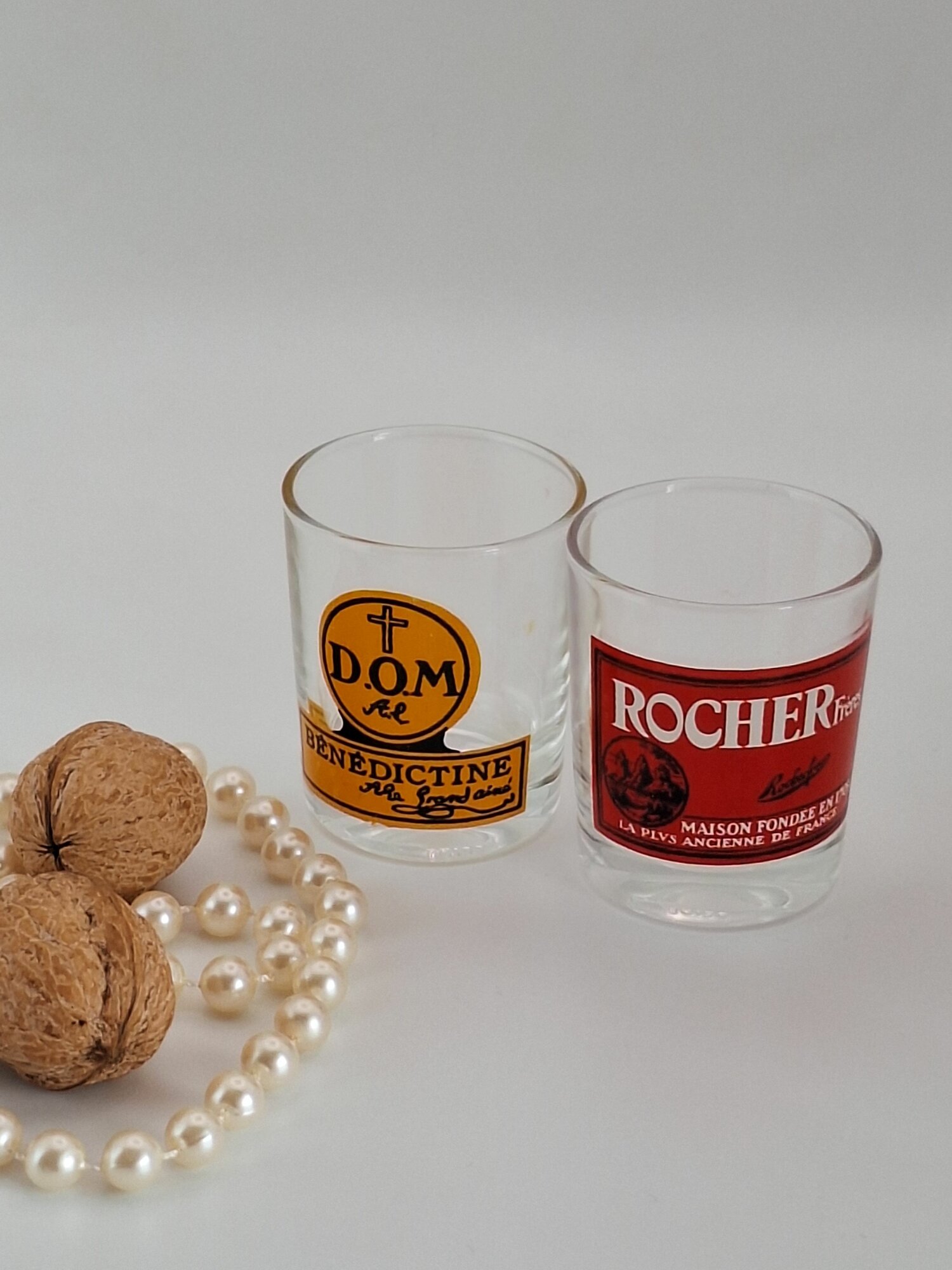 Рюмки для ликера коллекционные Rocher Frres и Bendictine D.O.M. 30 мл. Франция 2 шт.