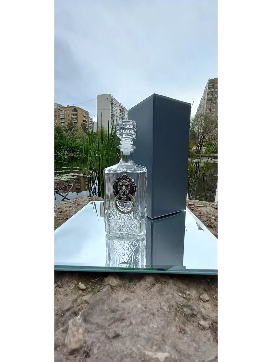 Графин граненый Лев 500мл в подарочной коробке