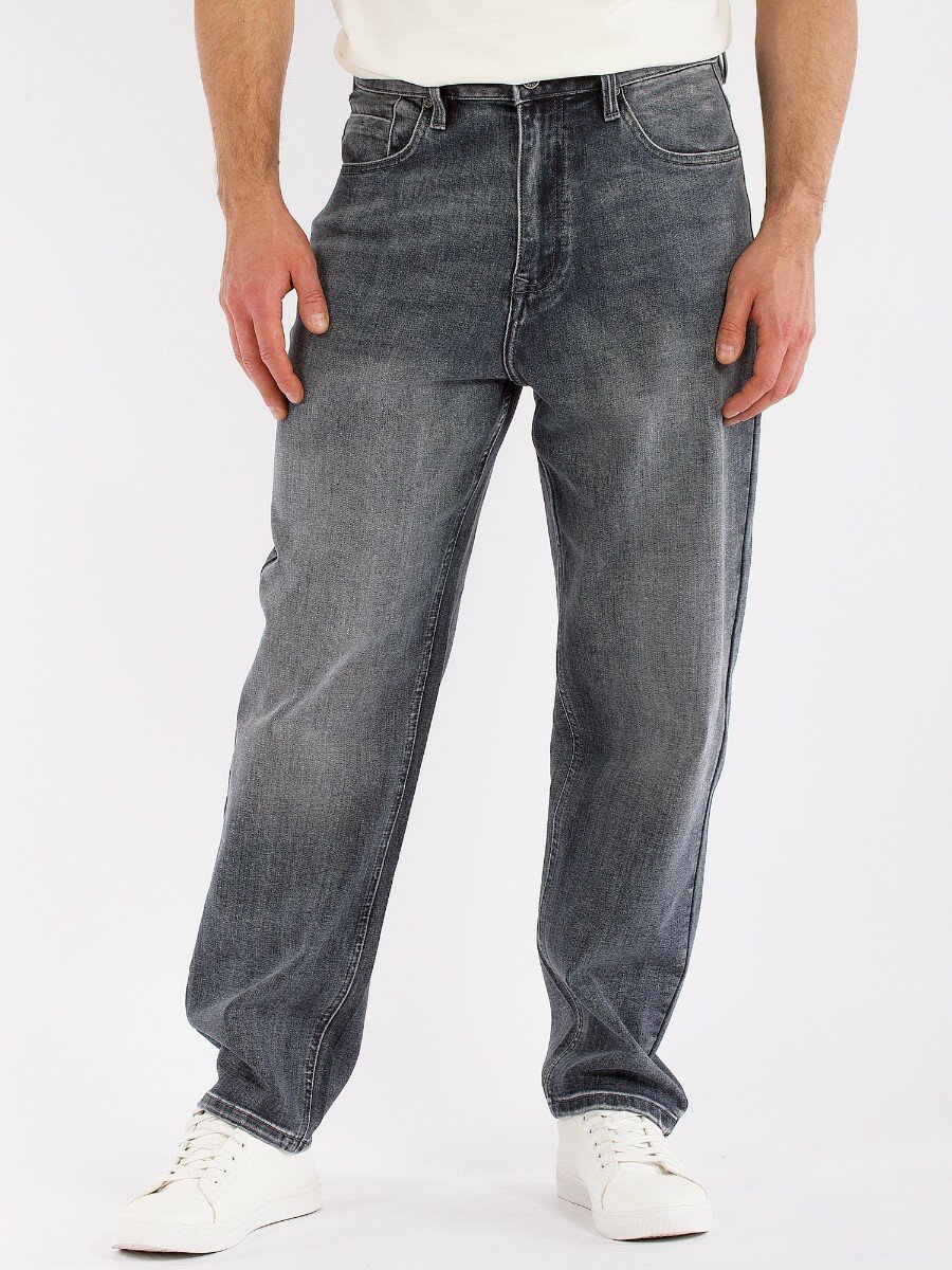 Джинсы мом бананы,зауженные к низу 